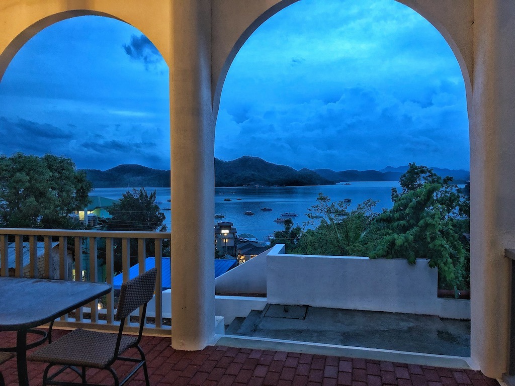 Hostel Recommendation While Travelling to Coron – Hop Hostel Night ...