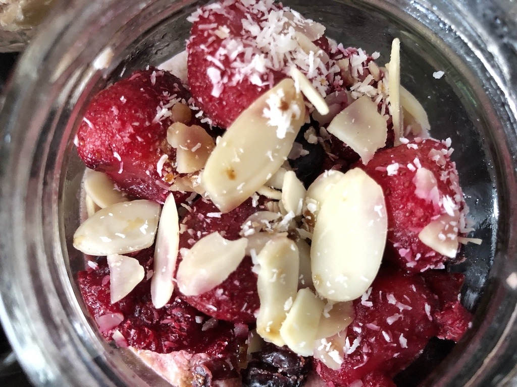 Quick Coconut Berries Ice Cream Jars - Healthy Keto Low Carb No Sugar ...